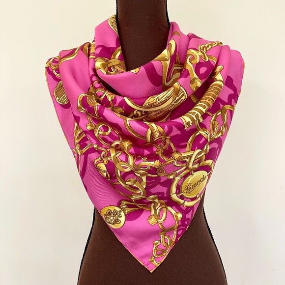 Gucci | Accessories | New Gucci Logo Chains Hot Pink Gold Silk Twill ...